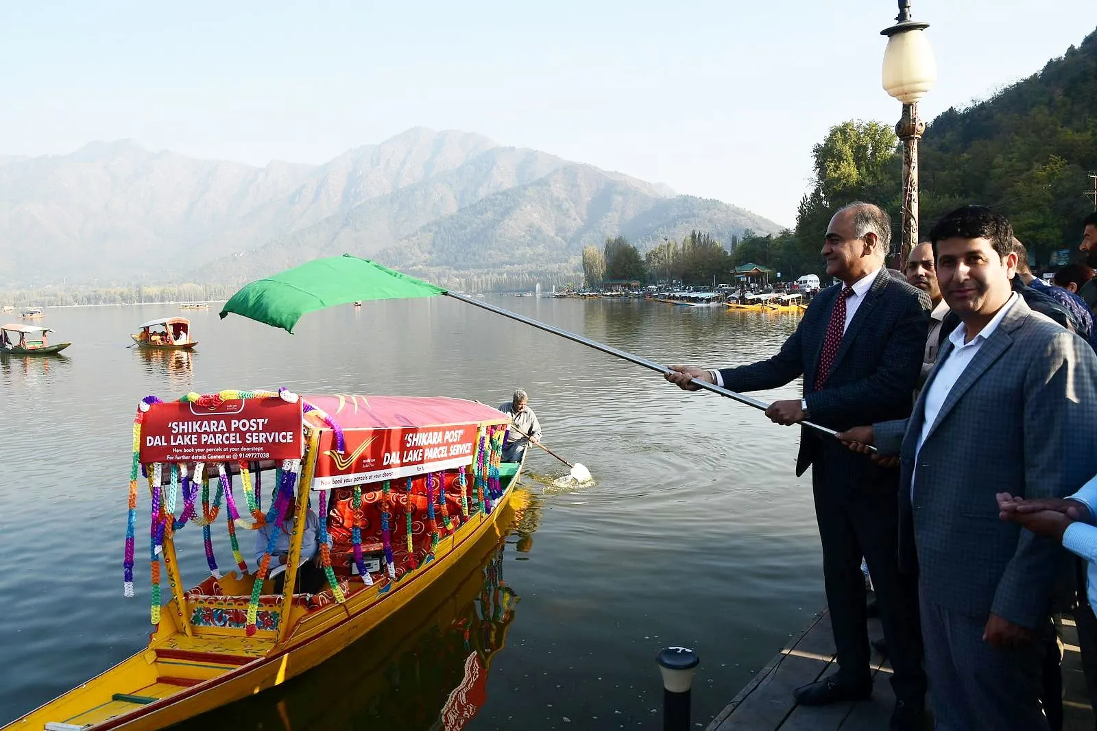 In a first, ‘Shikara Post’ service launched in Dal Lake - Greater Kashmir
