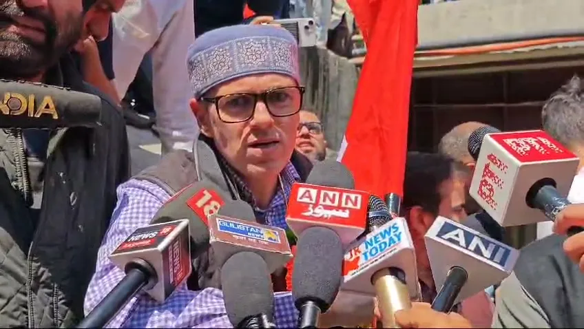 PDP candidate helped BJP in abrogation of Article 370: Omar Abdullah ...