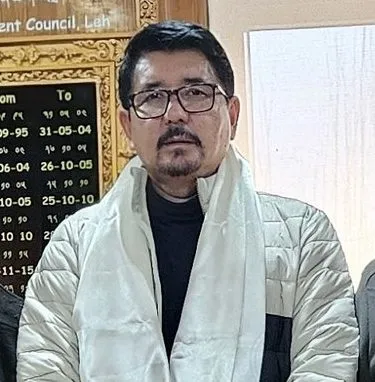 BJP candidate Tashi Gyalson files nomination papers for Ladakh ...