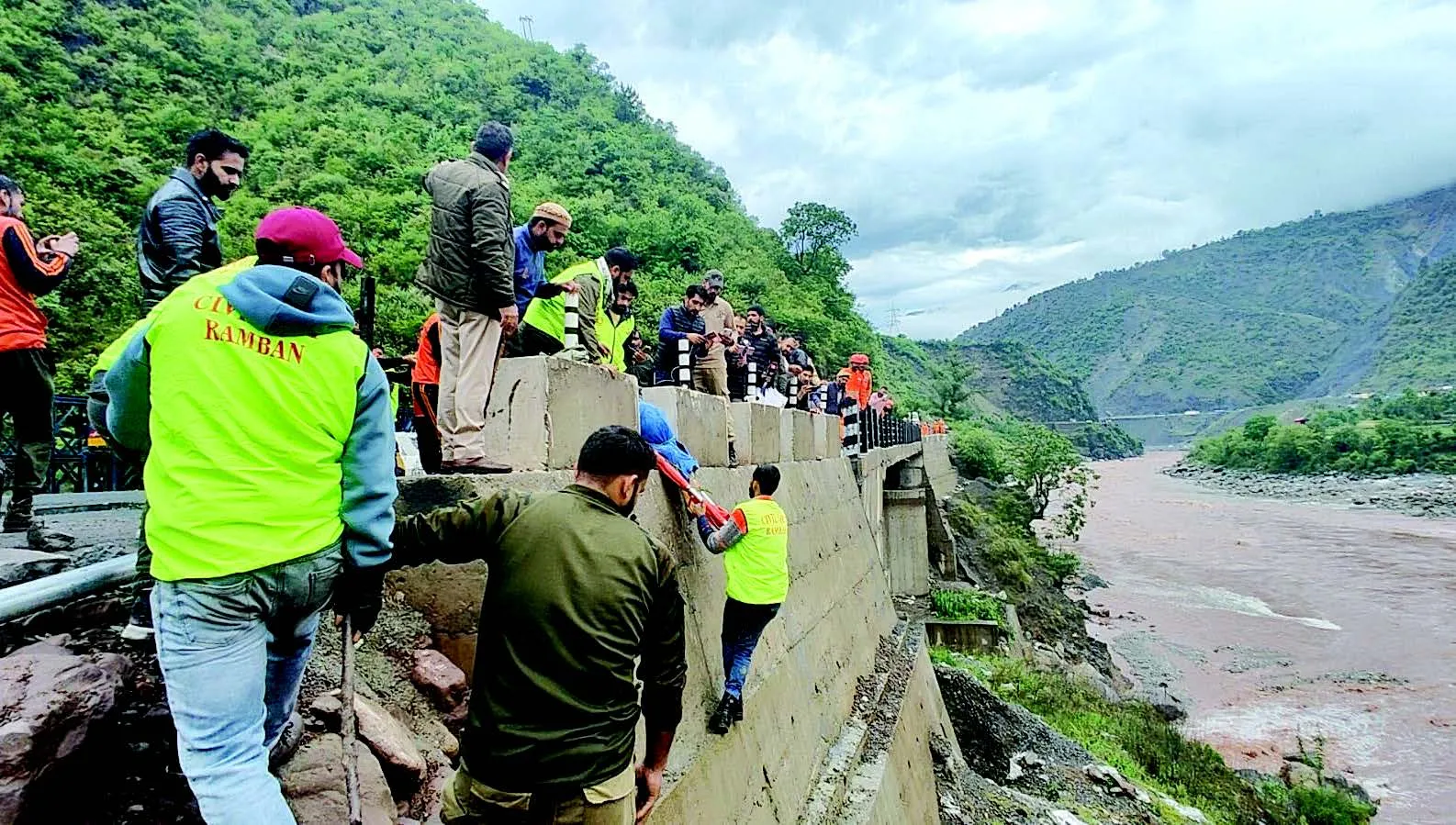 Landslide, shooting stones hit Tatarsoo-Karool; minor boy killed ...