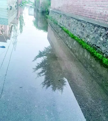 Gousia Colony inhabitants decry drainage failure - Greater Kashmir