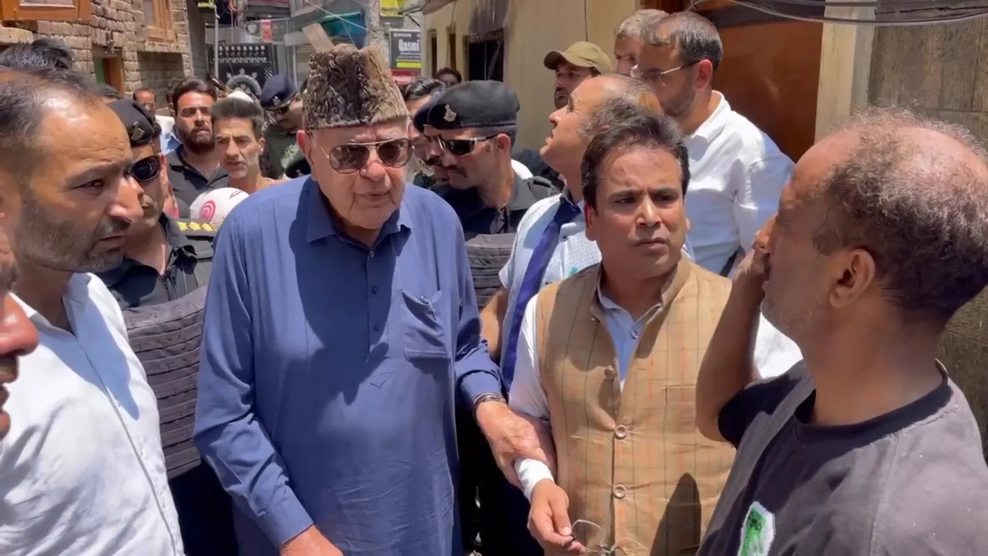 Dr Farooq Abdullah demands probe into Bohri Kadal fire mishap - Greater ... Dr Farooq Abdullah demands probe into Bohri Kadal fire mishap - Greater ...