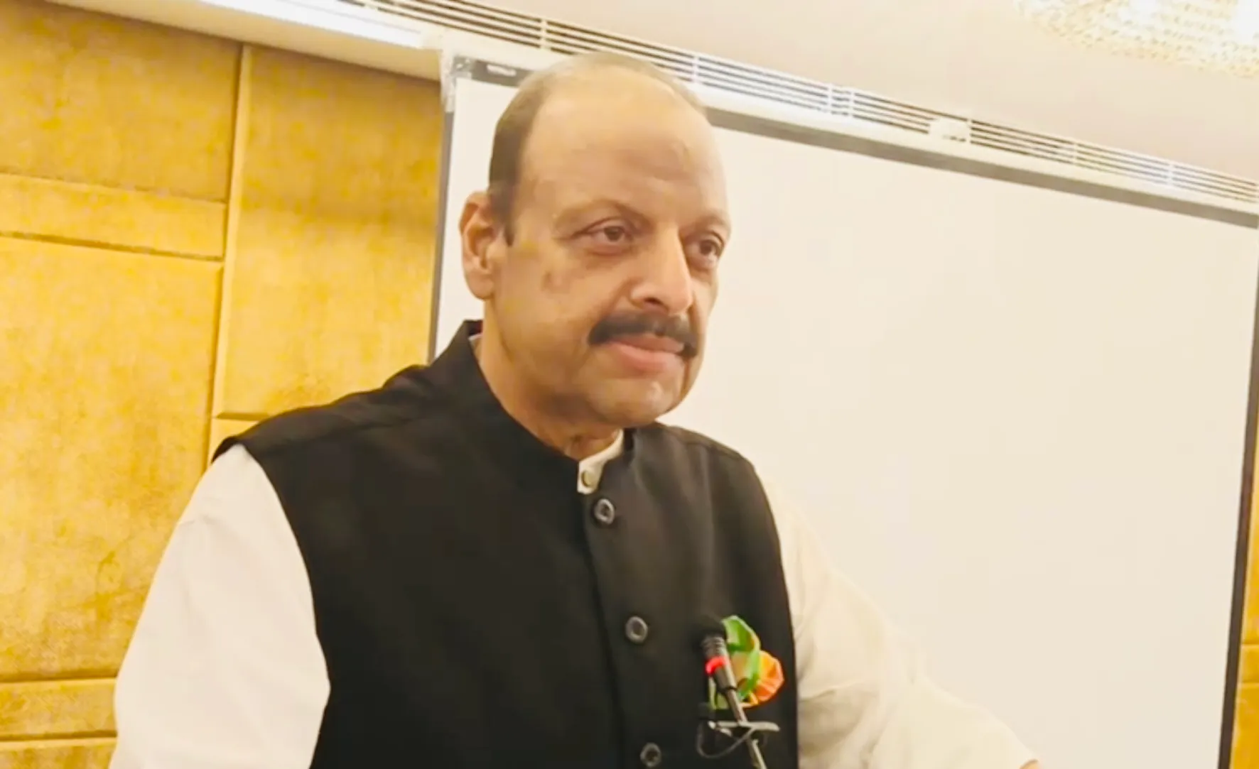 Nation salutes martyrs: Rana - Greater Kashmir