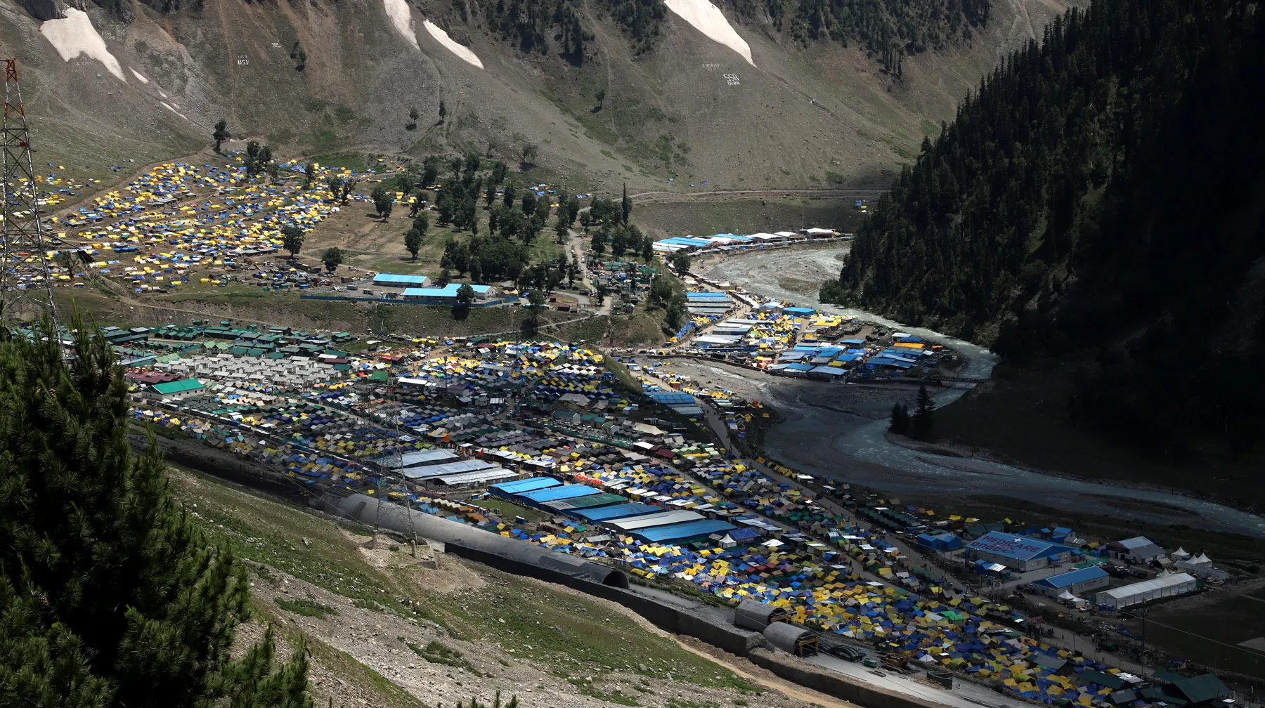 After 52 days & over five lakh pilgrims, Amarnath Yatra concludes today ...