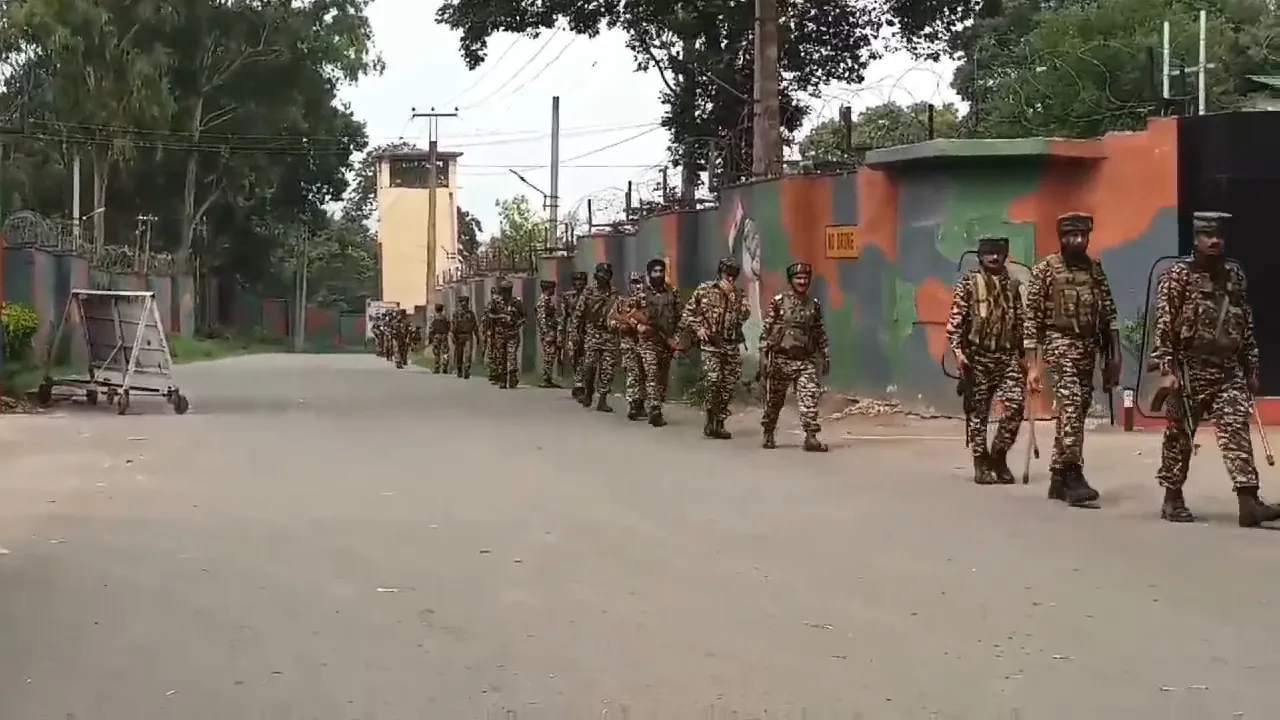 Security tightened on Srinagar-Jammu National Highway - Greater Kashmir